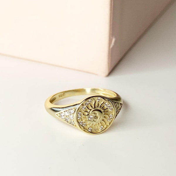 Sun Signet Ring - Etsy