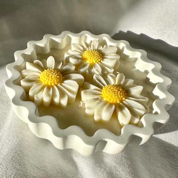 Daisy Bowl Candle - Etsy UK