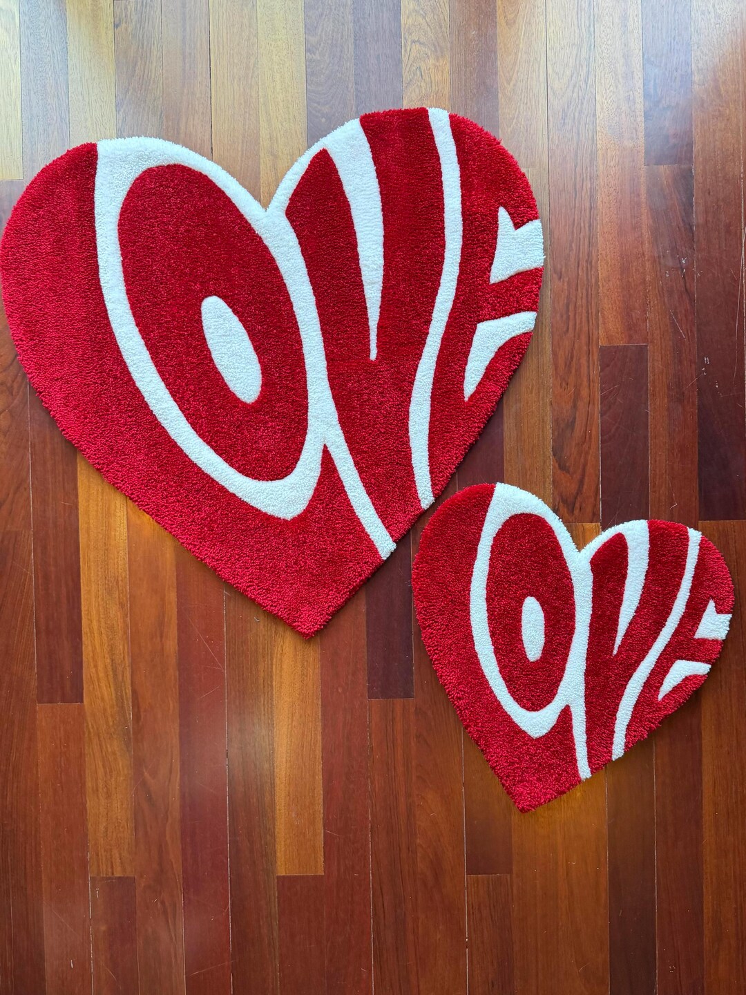 Handmade Tufted Heart Rug – Red & White Love Heart Floor Rug ...