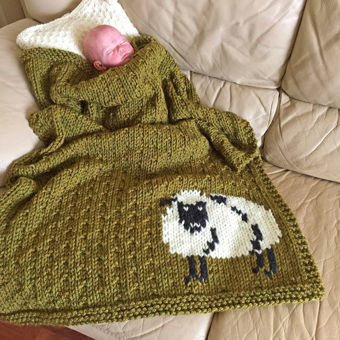 Sheep Baby Blanket KNITTING PATTERN Using Super Chunky Yarn - Etsy