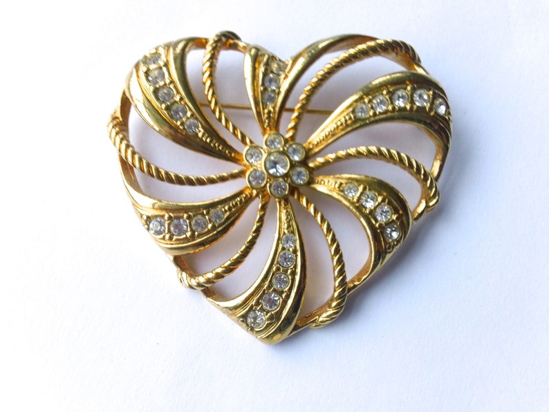 Avon Rhinestone Heart Brooch Romantic Valentine's Day Love Retro ...