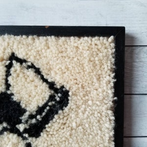 Inuit Themed Hunting Scene Hooked Rug Wall Hanging (63 by 48 Cm ...