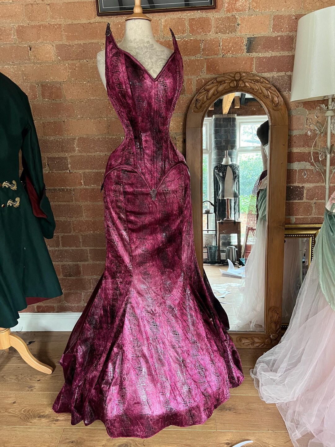 24 Red Snake Pointed Fishtail Corset Gown Set - Etsy