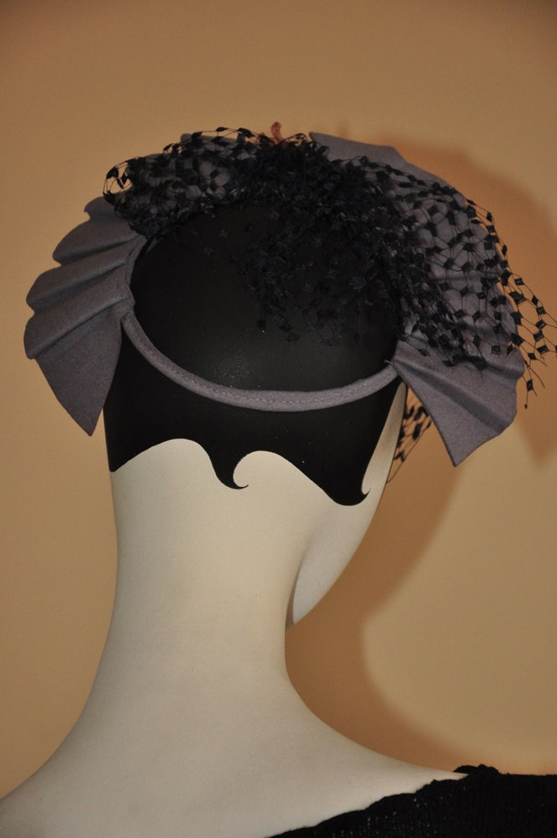 OOAK 1940s Blue/grey PILLBOX HAT With Pink Flowers and Navy Veiling - Etsy