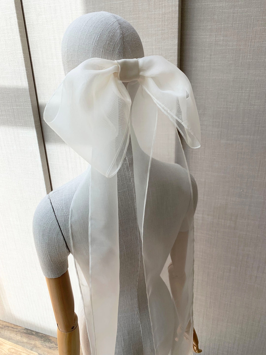 Big Silk Bow Veil, Modern Bridal Veil in Sheer Ivory Organza 100% Silk ...