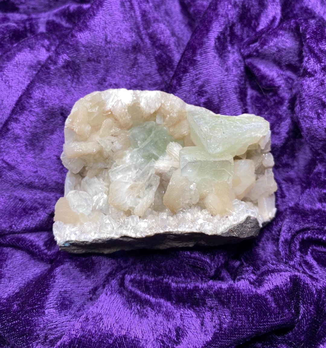 Natural Gemmy Apophyllite Cubes Geode #H5 - Etsy