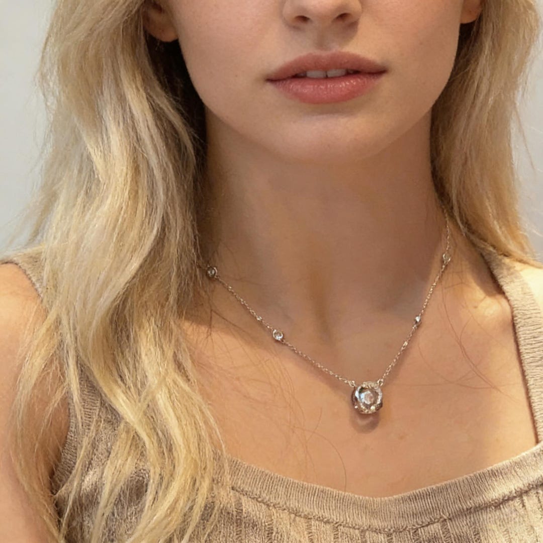 Mobius Heartbeat Pendant Necklace • Silver Dynamic Crystal Necklace ...