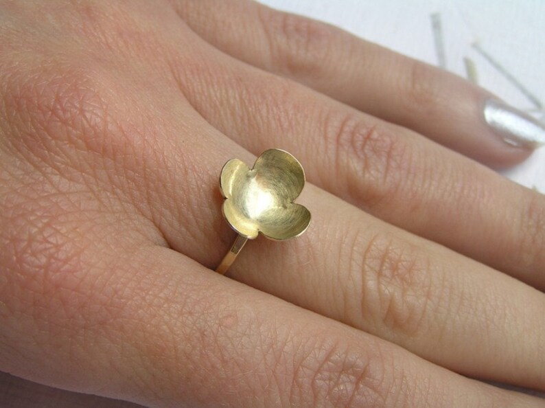 Solid 14k Gold Ring Flower Petals Ring Delicate Ring - Etsy