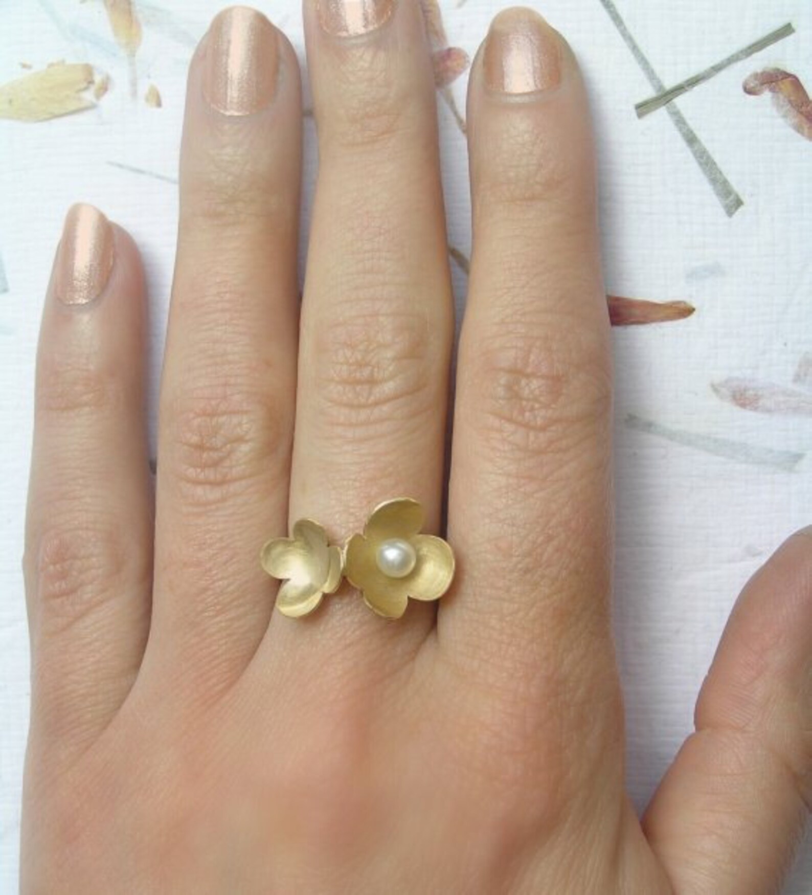 Solid 14k Gold Ring Flower Petals Ring Delicate Ring - Etsy