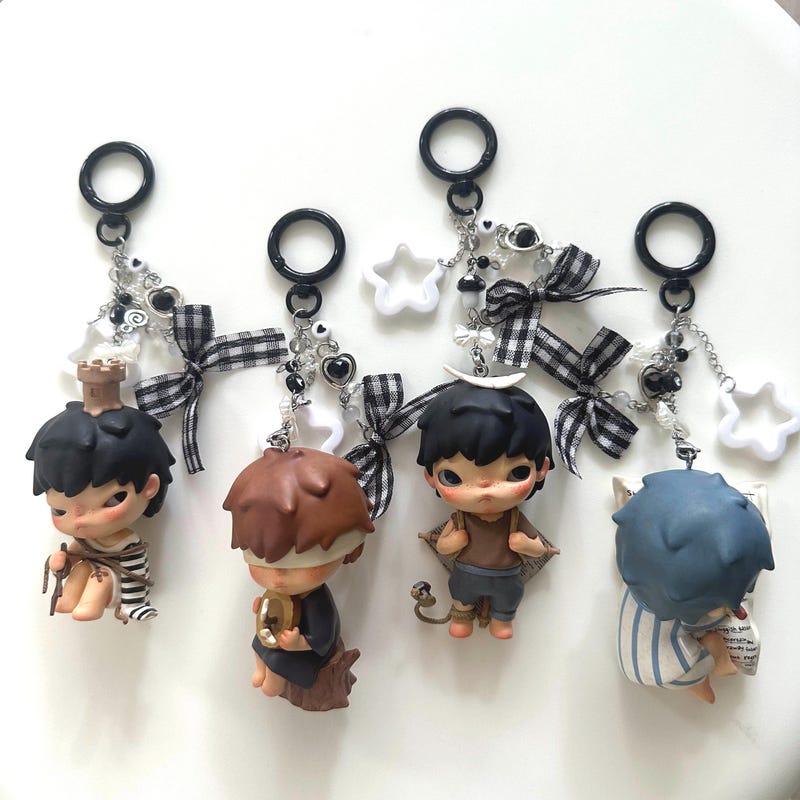 Popmart Hirono Keychain - Etsy