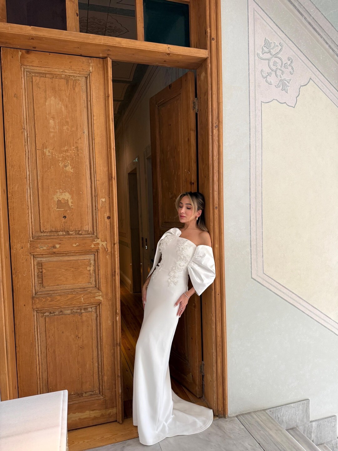 SOFIA | Bridal Gown Embroidered Bodice, Modern Elegant Wedding Dress - Etsy