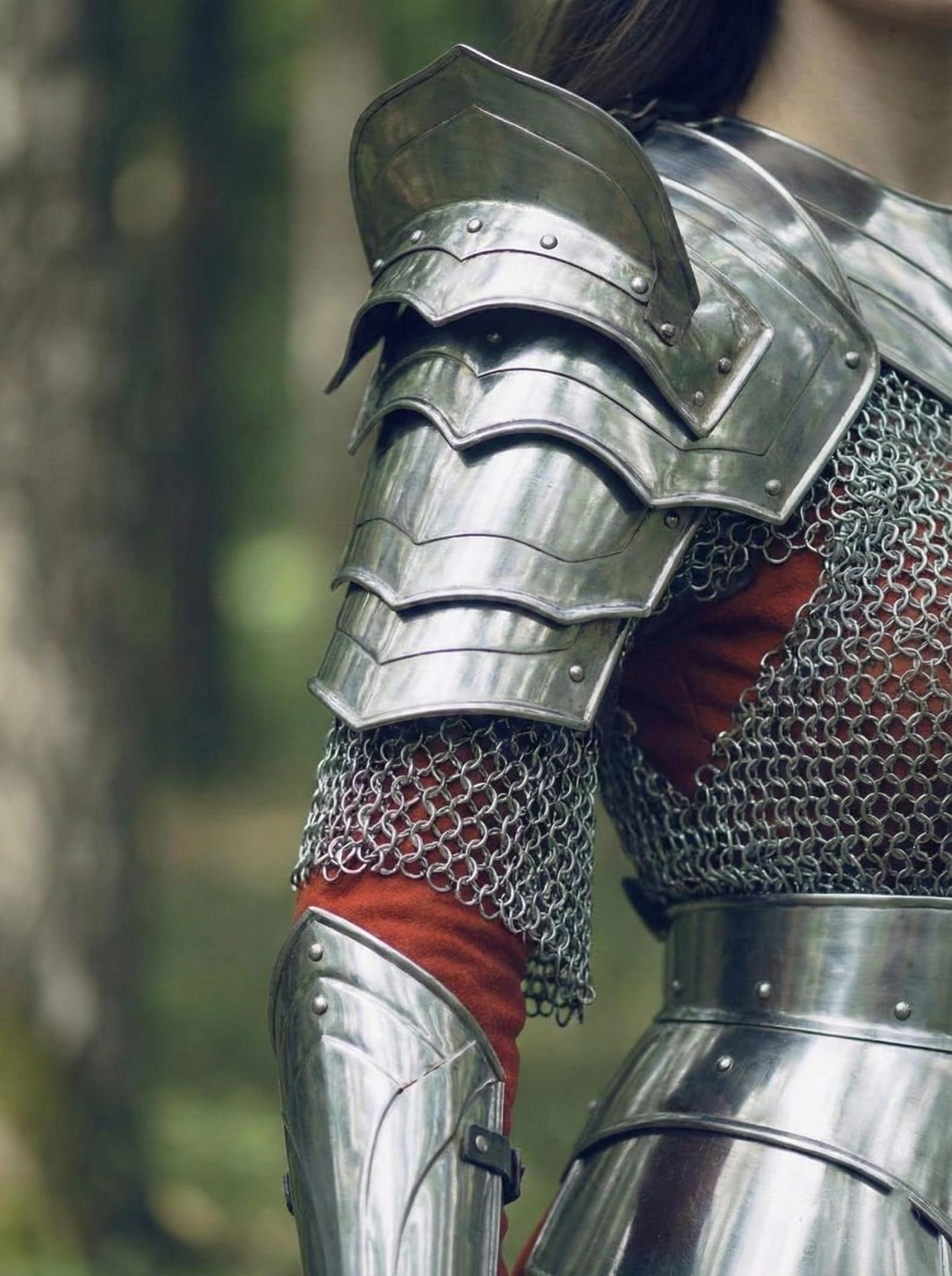 Handcrafted Female Metal Armor Set - Silver Knight Pauldrons, Bracers ...