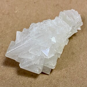 Fluorescent Glow Alum Crystal Kit - Perfect Kids Stocking Stuffer ...