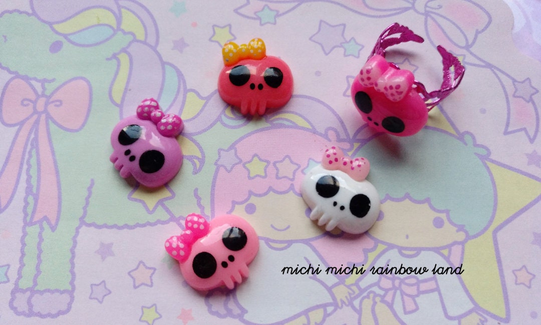 Cute Skull Ring / Necklace - Etsy