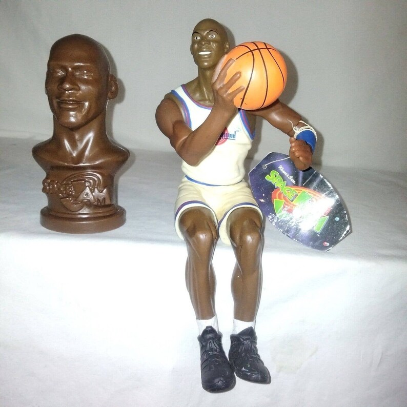 Michael Jordan 1996 Warner Bros Space Jam Tune Squad Figure & Trophy ...