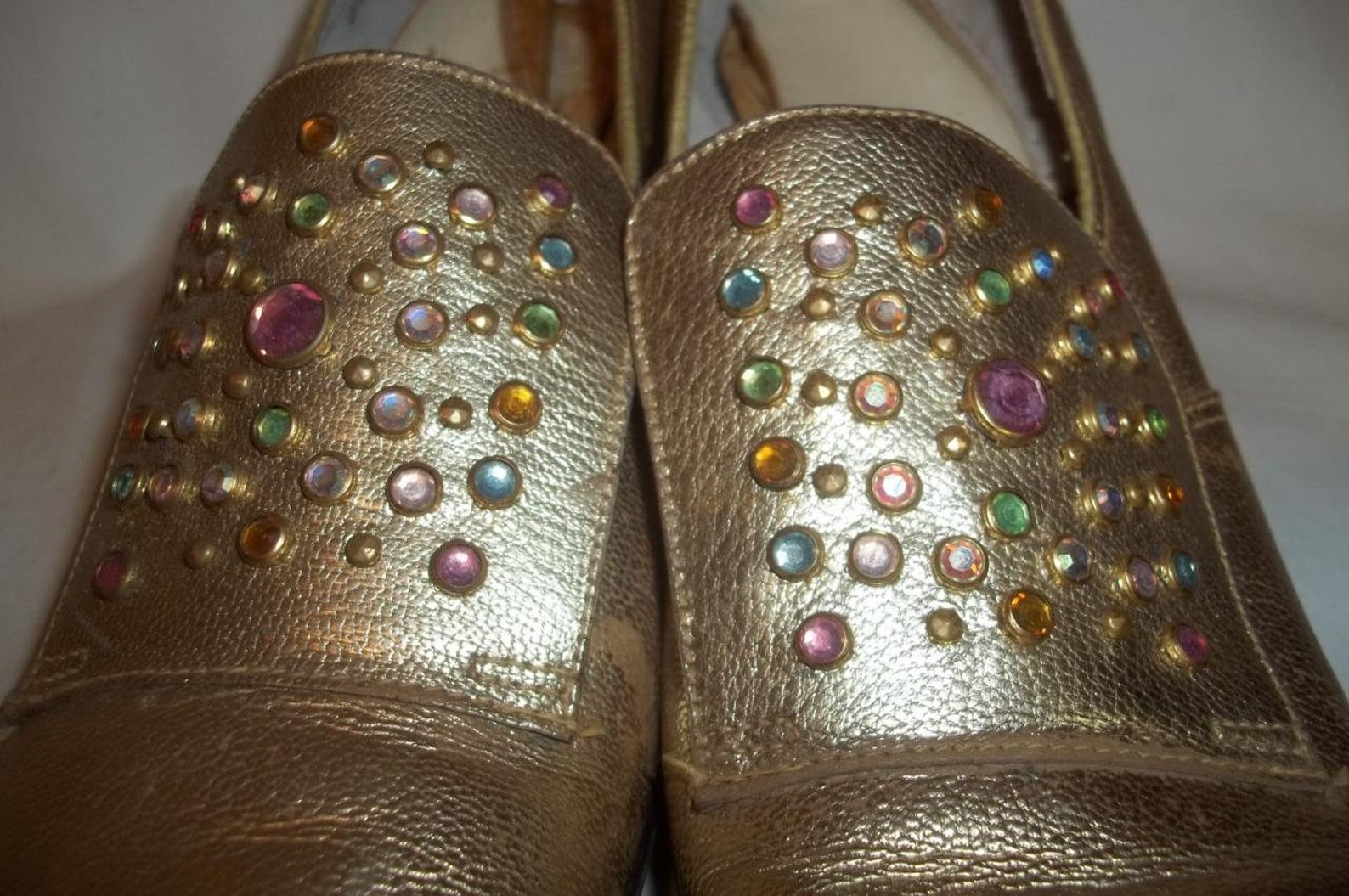 Vintage 1960's Cobblers Gold Metallic Pastel Rhinestone Detail Pilgrim ...