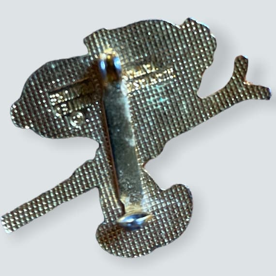 2 vintage Snoopy pins - Gem