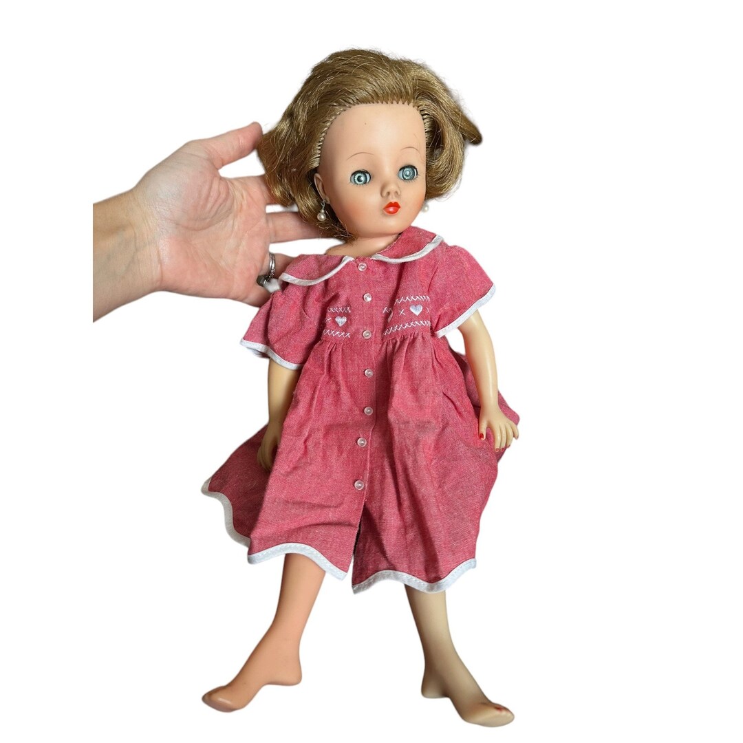 Vintage Doll With Twistable Waist and Sleepy Eyes - Etsy