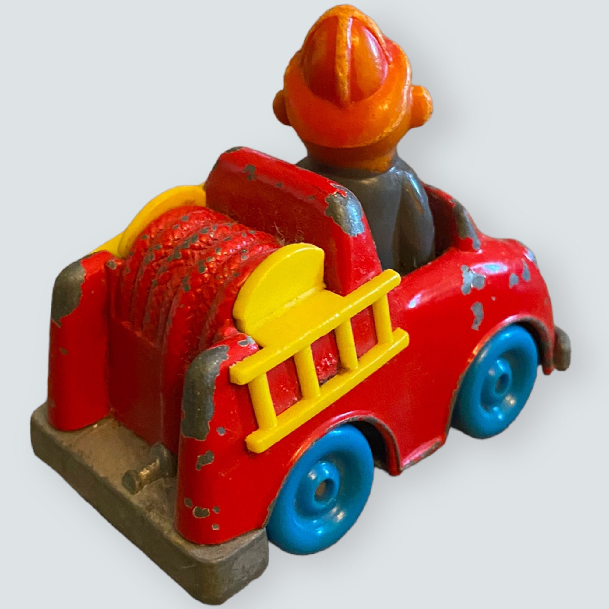 Hasbro Toys 1981 Muppets Inc."firefighter Ernie" Diecast Firetruck ...