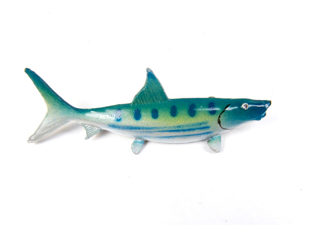 Plastic Blue Green BONEFISH Pin Metallic Paint Signed T.S.P. Vintage ...