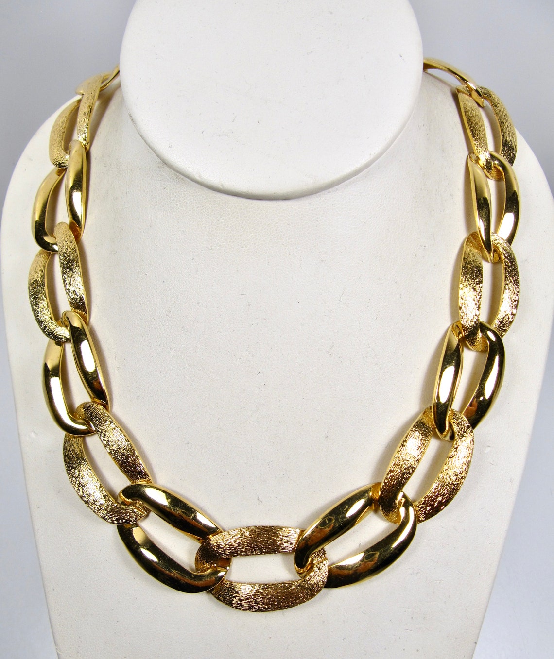 1980s NAPIER Pat 4774743 Textured & Shiny Gold Tone Large Oval | Etsy