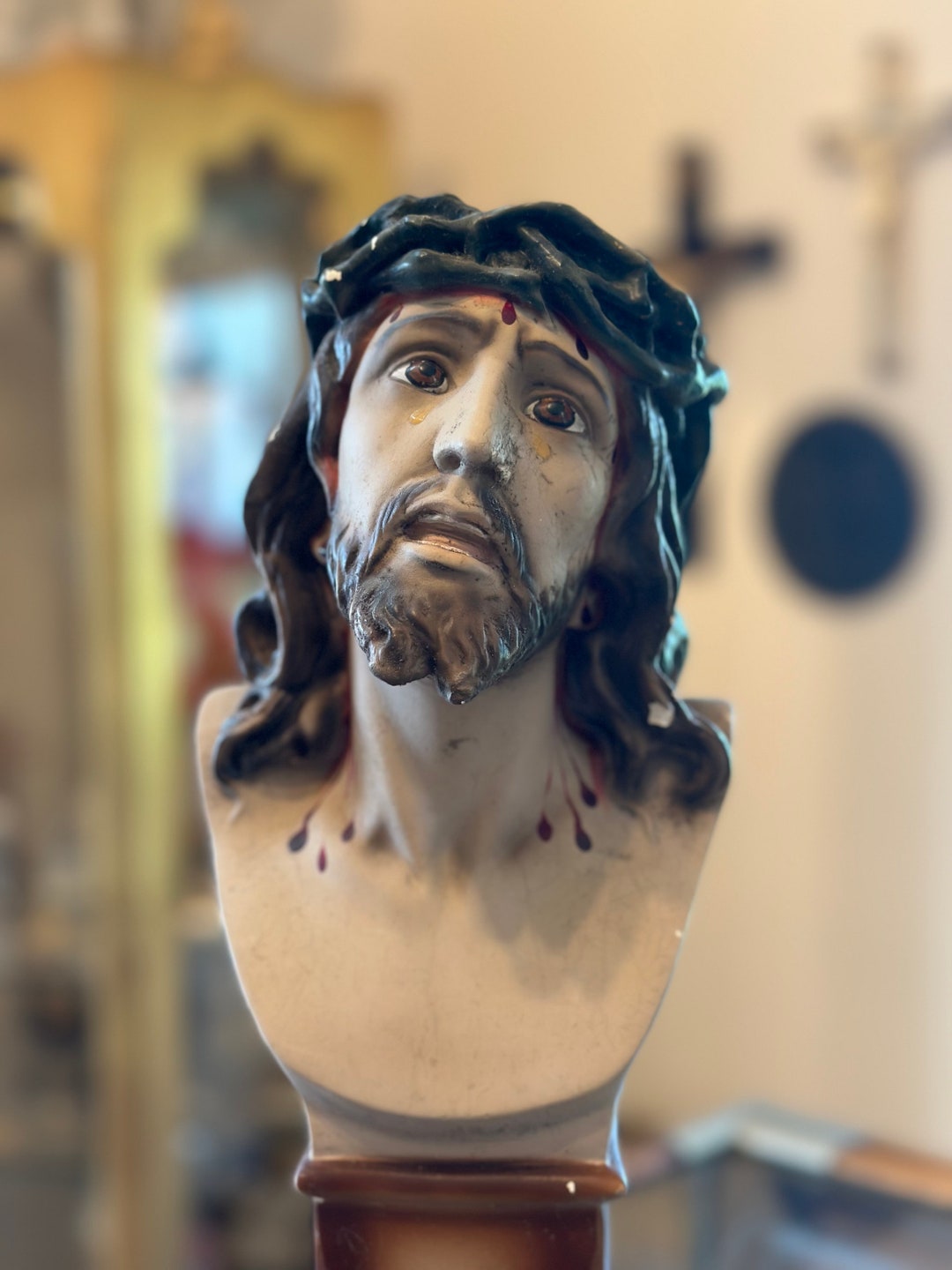 Vintage Crying Jesus Bust Statue St. Cristo De Limpias on Pedestal ...
