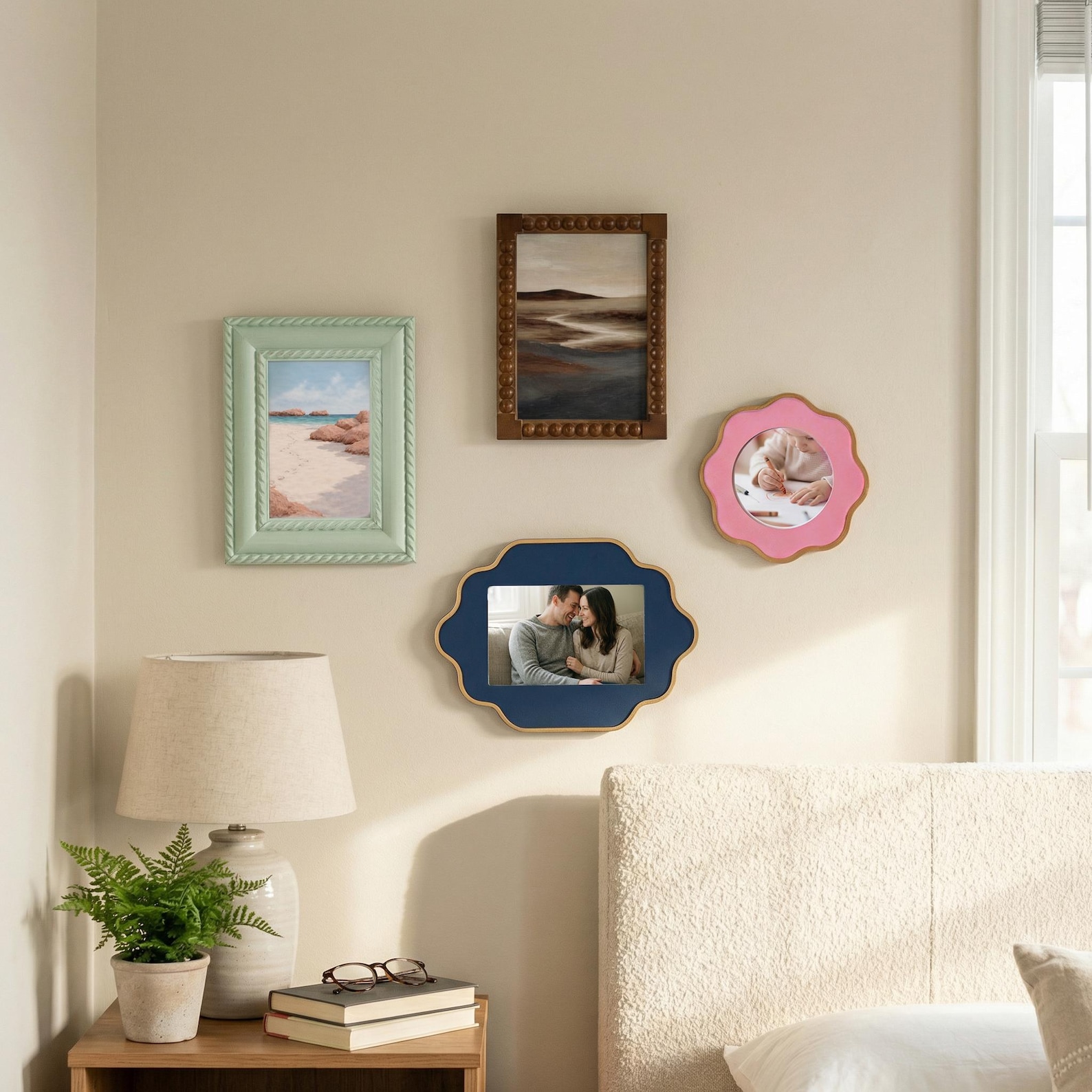 8-piece Scalloped Picture Frame Set, Colorful Decorative Mix & Match ...