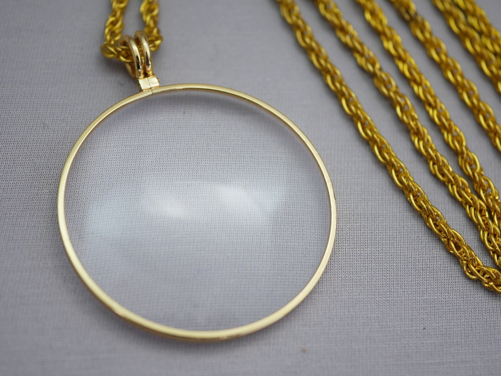 Vintage Magnifier Glass on Gold Rope Necklace Chain 38 Inches Long 2 ...