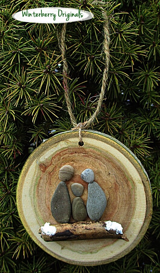Pebble Art Tree Slice Ornament: Family of 3 Christmas | Etsy