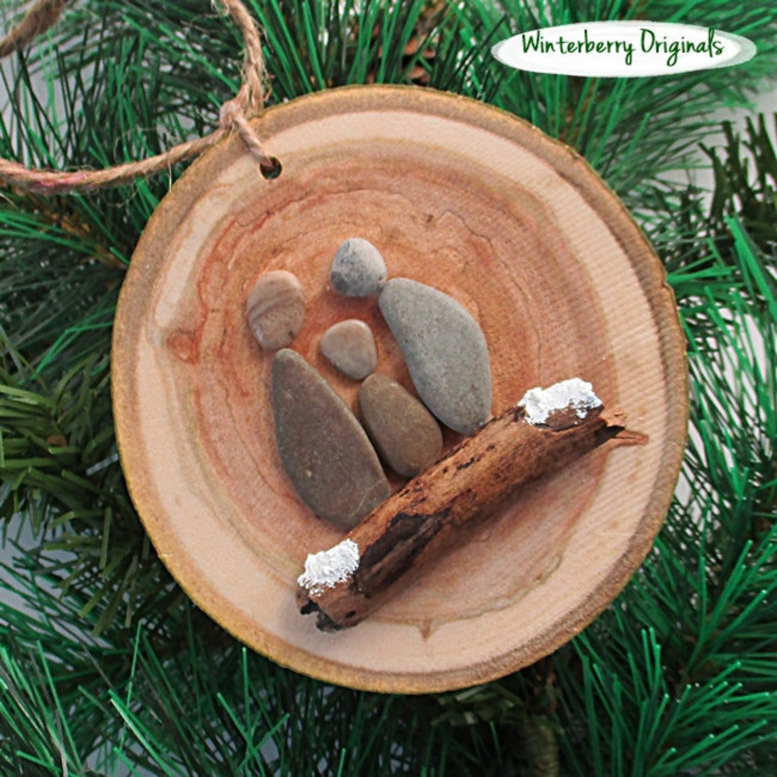 Pebble Art Tree Slice Ornament: Family of 3 Christmas - Etsy