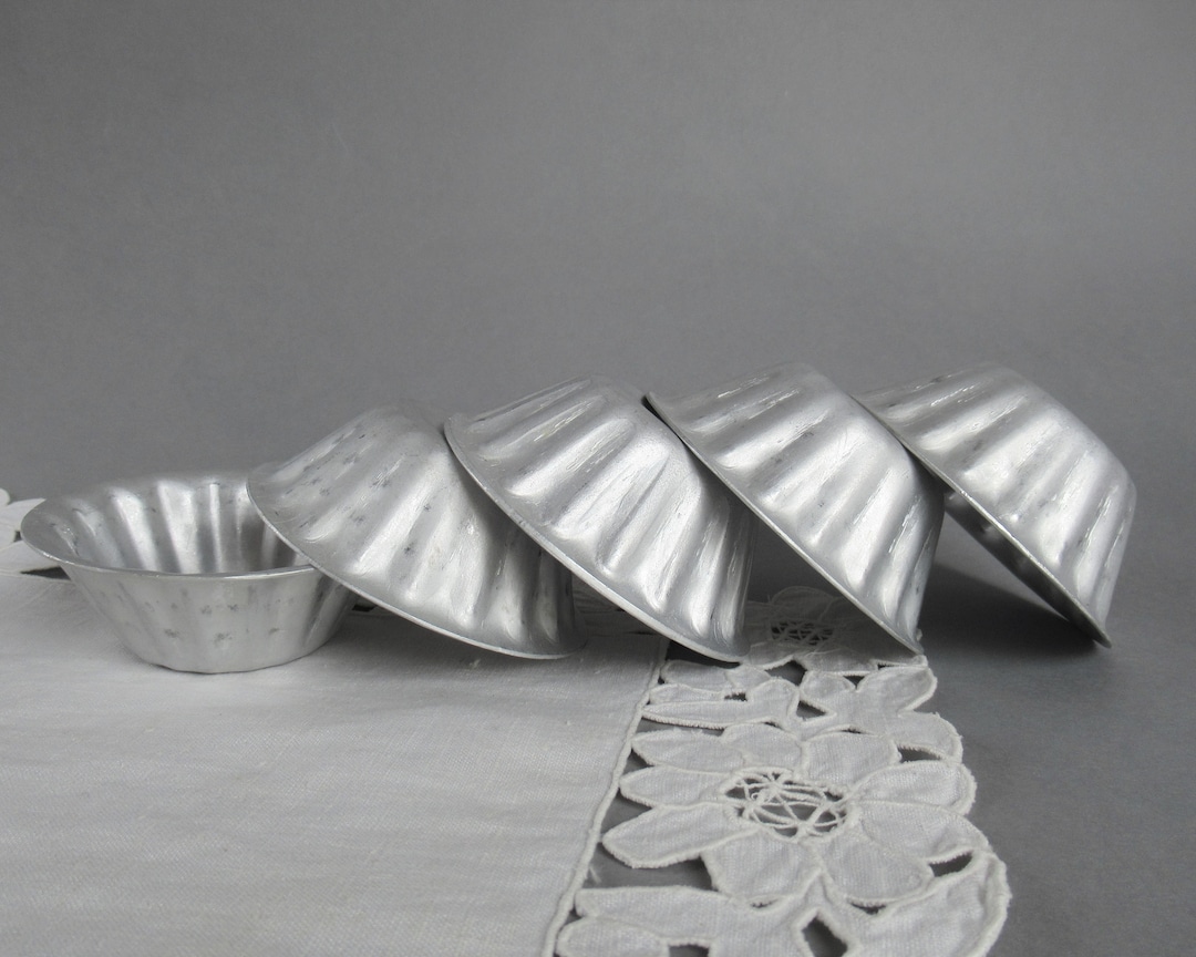 Vintage Cupcake Tins Muffin Tart Tins Mini Cake Tins Molds Aluminum ...