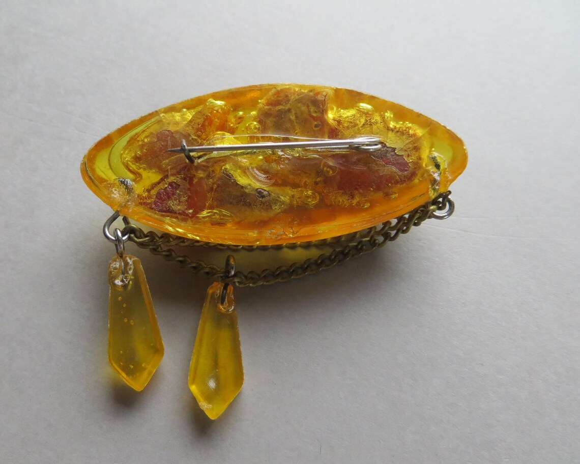 Vintage Brooch Faux Amber Brooch With Pendants Brooch With | Etsy