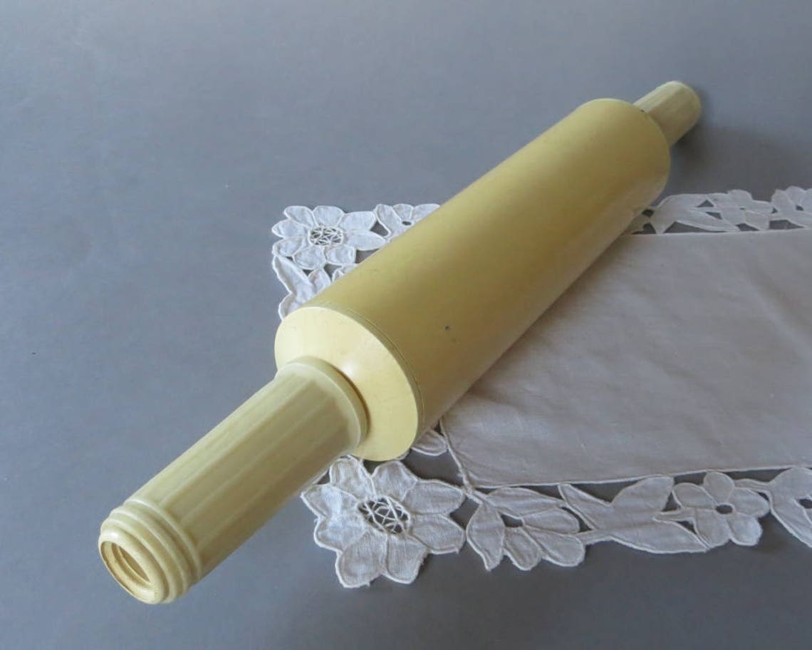 Vintage Rolling Pin Plastic Dough Roller Vintage Kitchen | Etsy