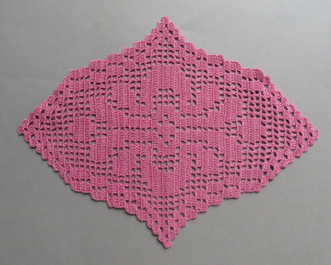 Vintage Crochet Doily Pink Doilies Rhombus Doily Pink Vintage Doilies ...