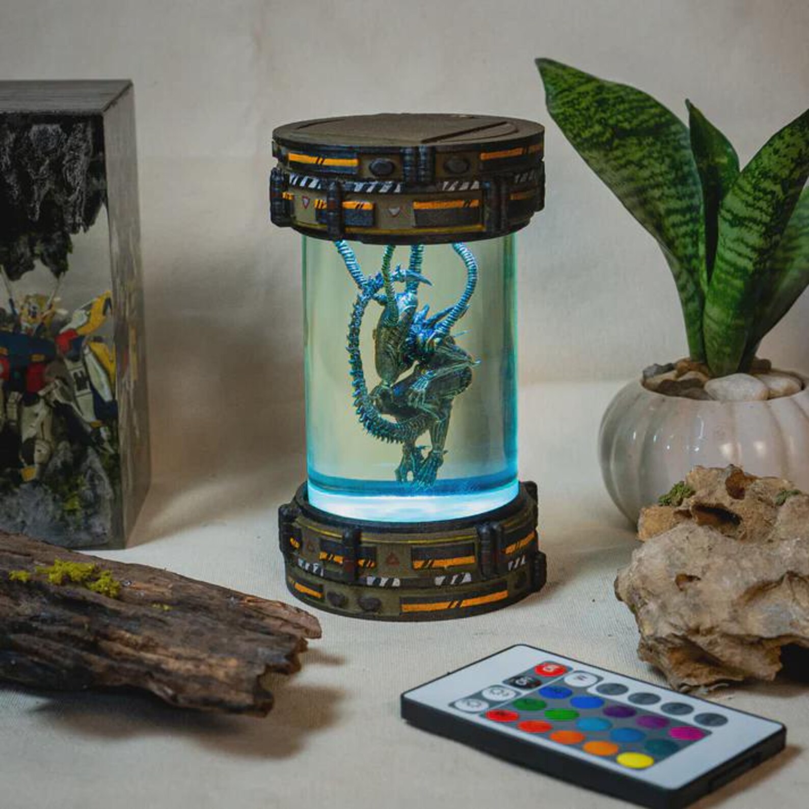 Alien Xenomorph Biolab Resin Lamp With LED Light, Sci-fi Home Decor ...