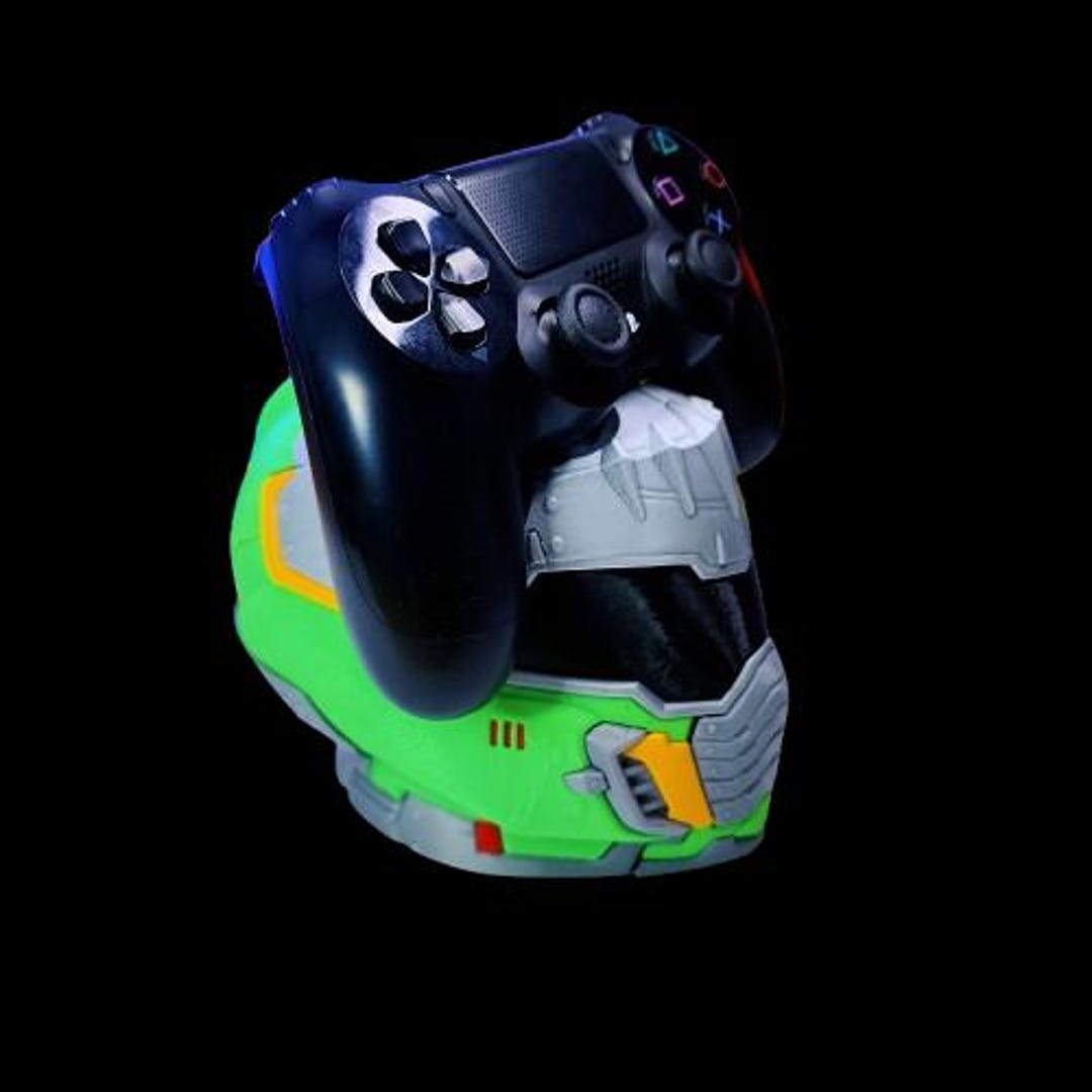 Doom Slayer Helmet Controller Stand 3D Printed Gaming Holder Inspired ...