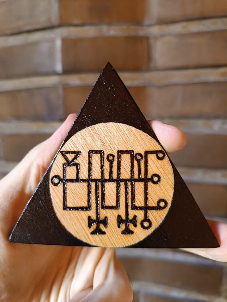 HAAGENTI Sigil Goetia, Burned in Plywood, Triangle of Invocation 10cm ...