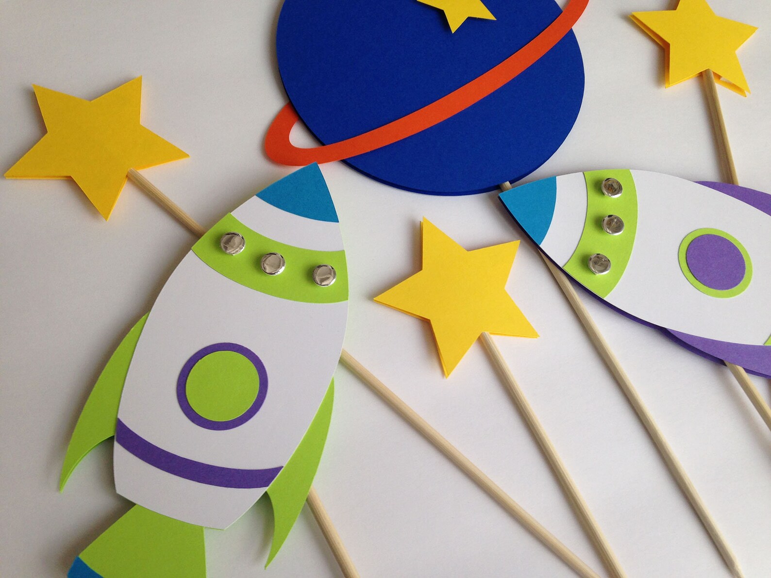 Rocket Ship Centerpiece Set - Etsy