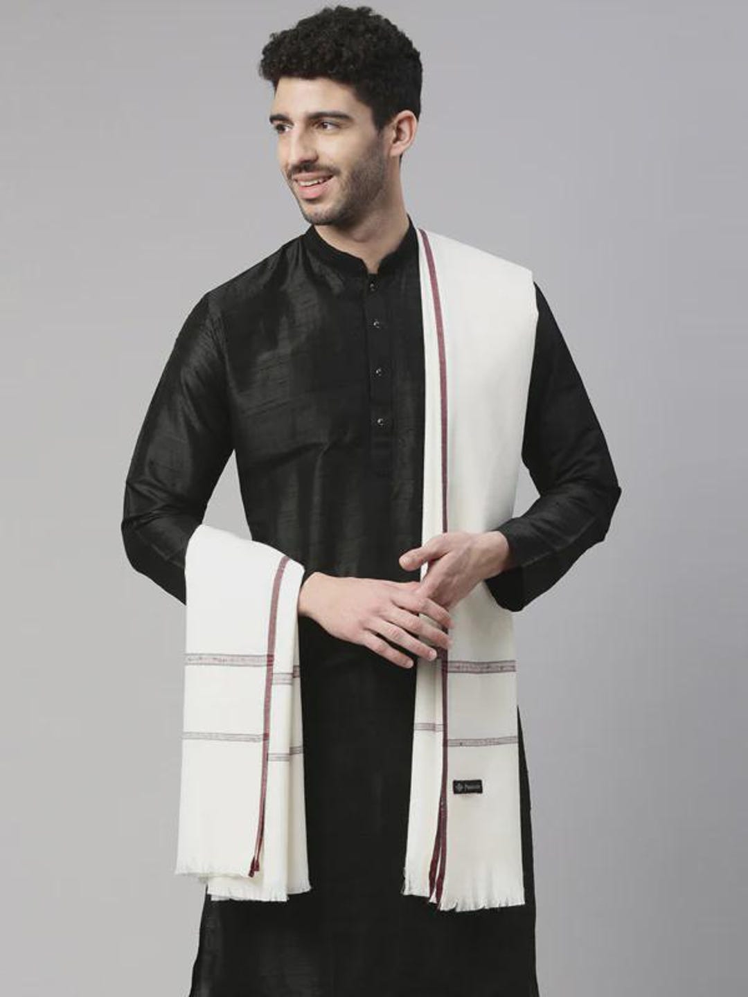 Elegant Pure Wool Kashmiri Shawl, White Acrylic Wool Men's Shawl ...