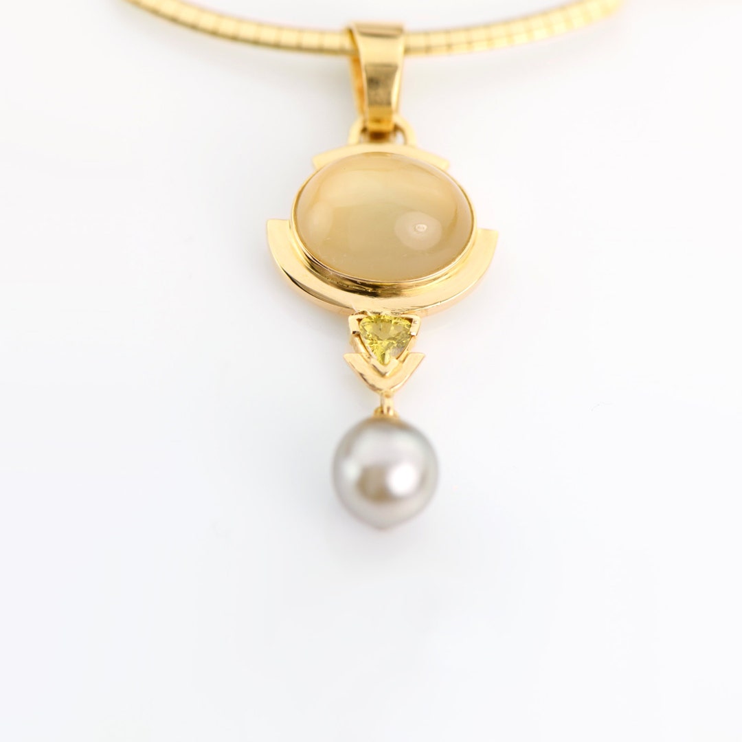 Moonstone Glowing, Garnet and Freshwater Pearl Gumdrop Pendant in 14k ...