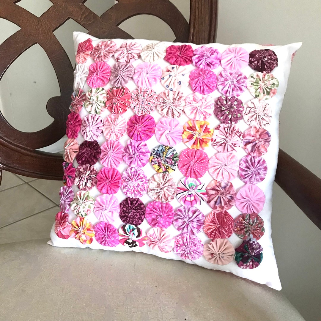 Handmade Pink Yo Yo Quilted Pillow: Decorative Accent, 14x14 - Etsy