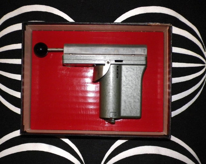 RARE Turnpike Toll Gun Vintage 1960s 60s MOD Space Age Scifi Movie Ray ...