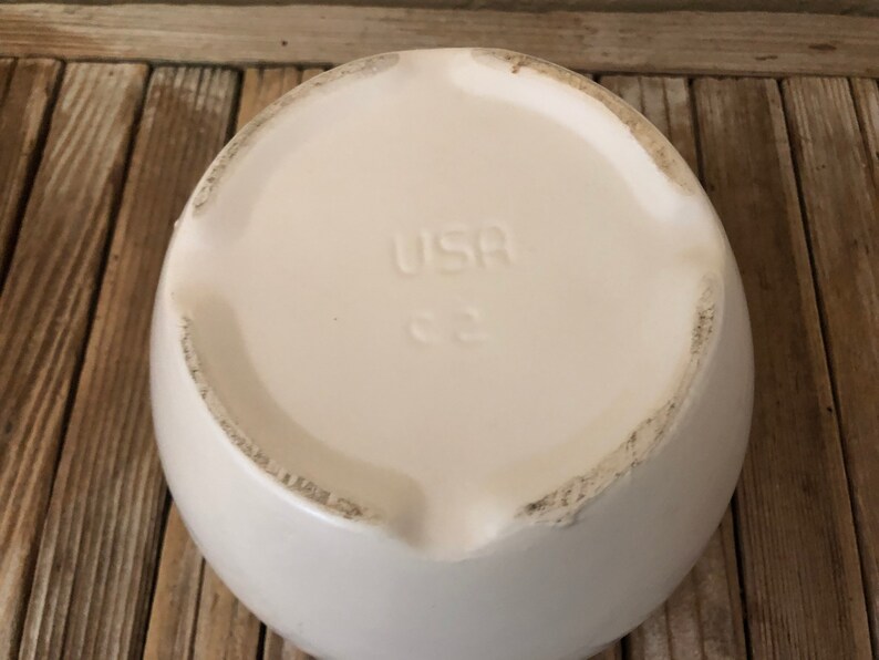 Mid Century White Matte Pottery Planter U.S.A. - Etsy