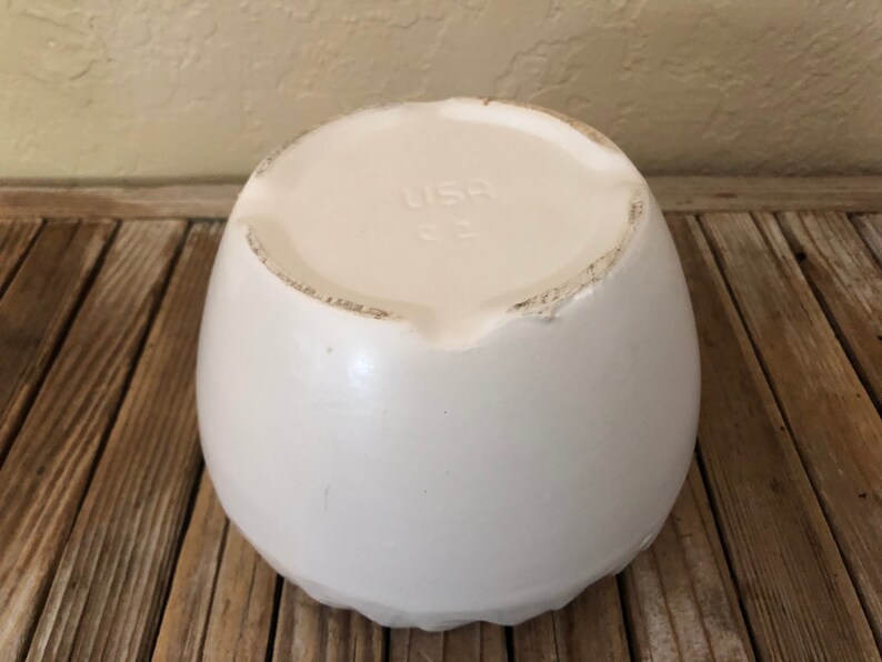 Mid Century White Matte Pottery Planter U.S.A. - Etsy