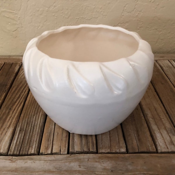 California Usa Pottery Planter - Etsy