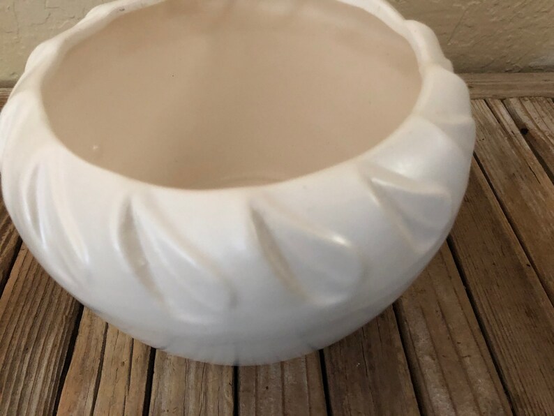 Mid Century White Matte Pottery Planter U.S.A. - Etsy