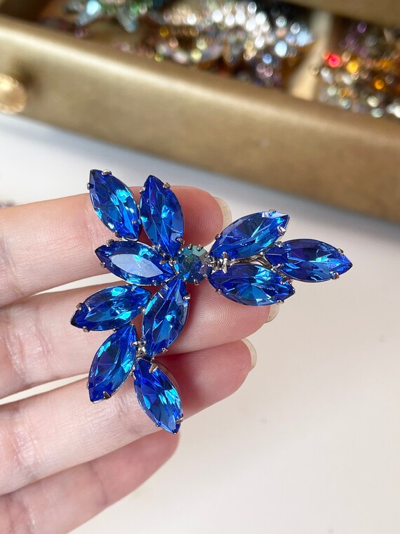Vintage Blue Spray Rhinestone Brooch - Etsy