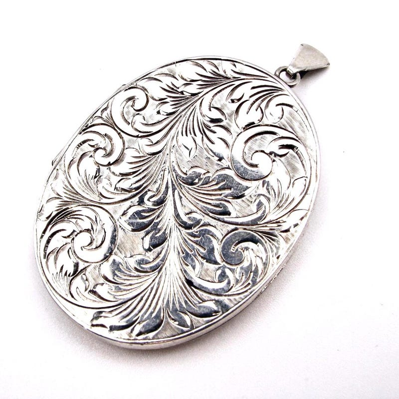 Extra Large Locket - Etsy
