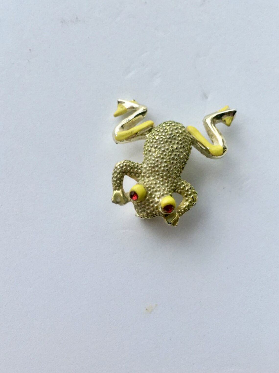Adorable Frog Pin With Movable Legs That Wiggle, Unique Vintage Jewelry ...