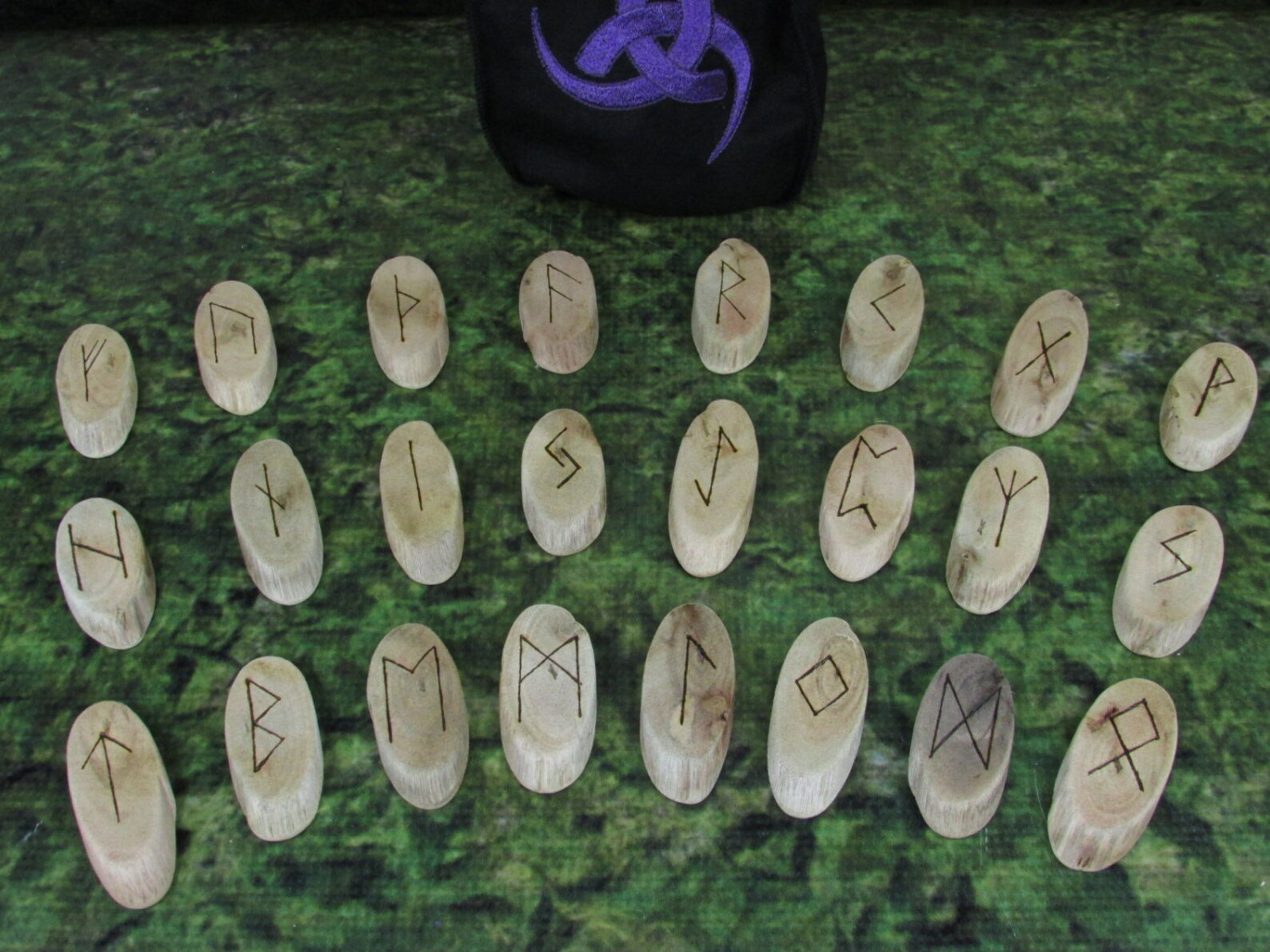 Viking Runes - Triskelion - Rune Set - Norse Runes - Elder Futhark ...